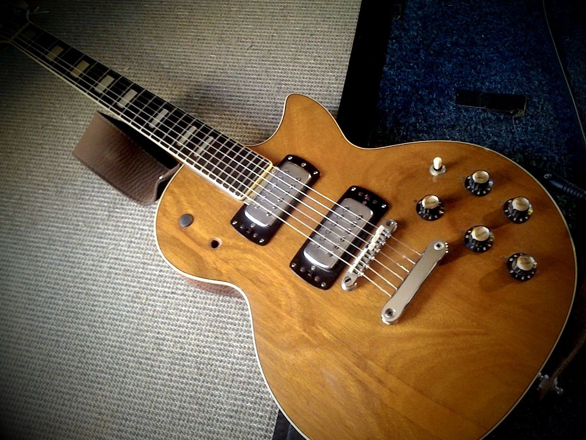 guitarnerd.com.au » Maton Phil Manning Custom Stereo