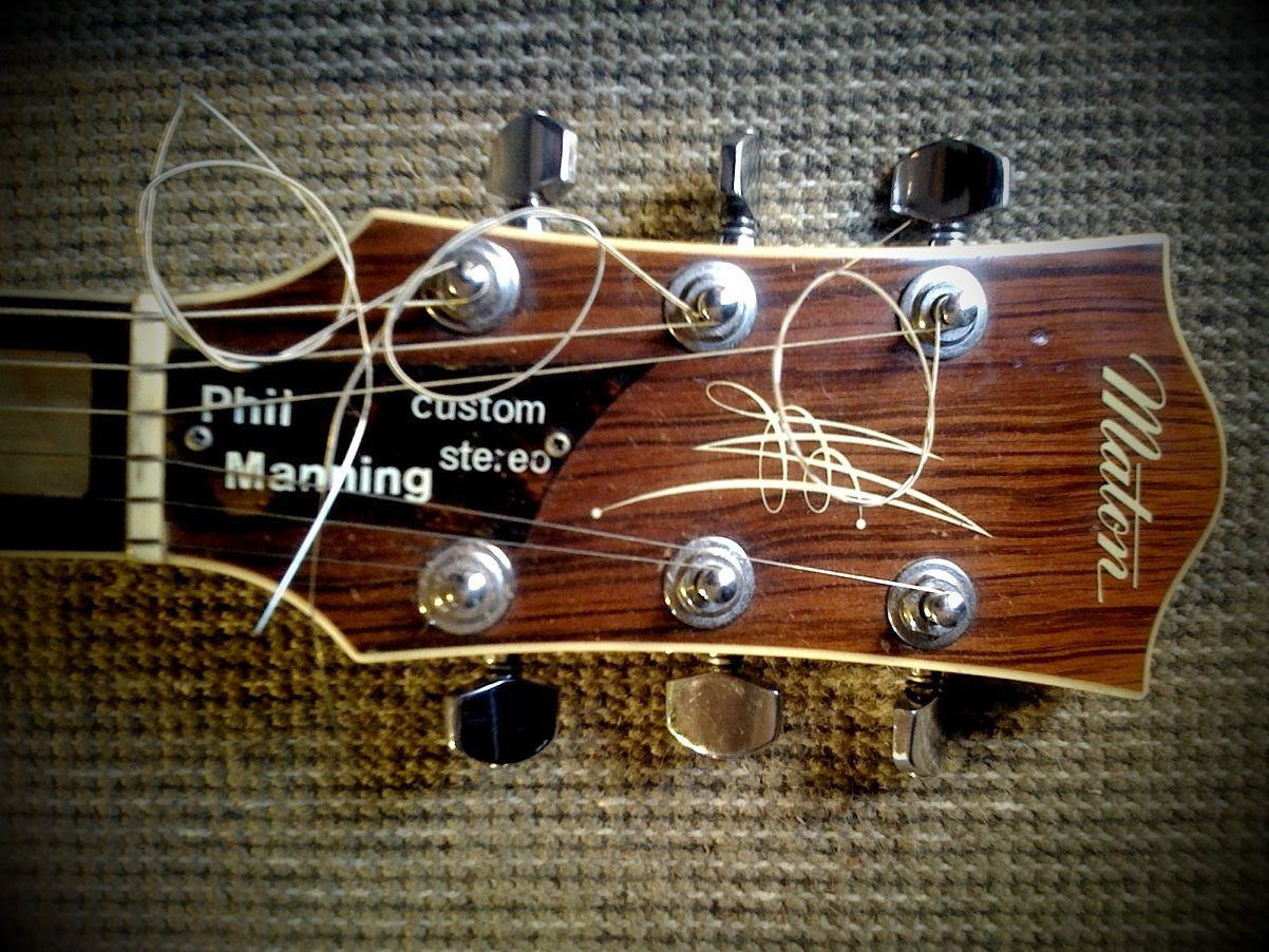 guitarnerd.com.au » Maton Phil Manning Custom Stereo