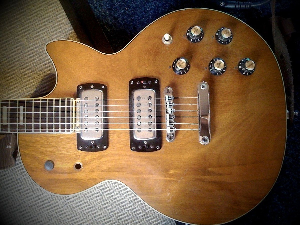 guitarnerd.com.au » Maton Phil Manning Custom Stereo