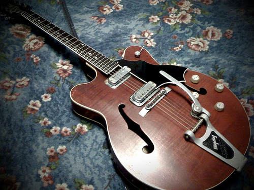 guitarnerd.com.au » Maton Supreme 777