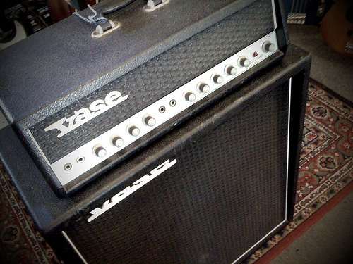 guitarnerd.com.au » Vase Amplifiers