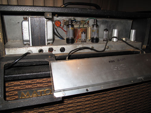 guitarnerd.com.au » Maton Professional V606 Amp [for sale]