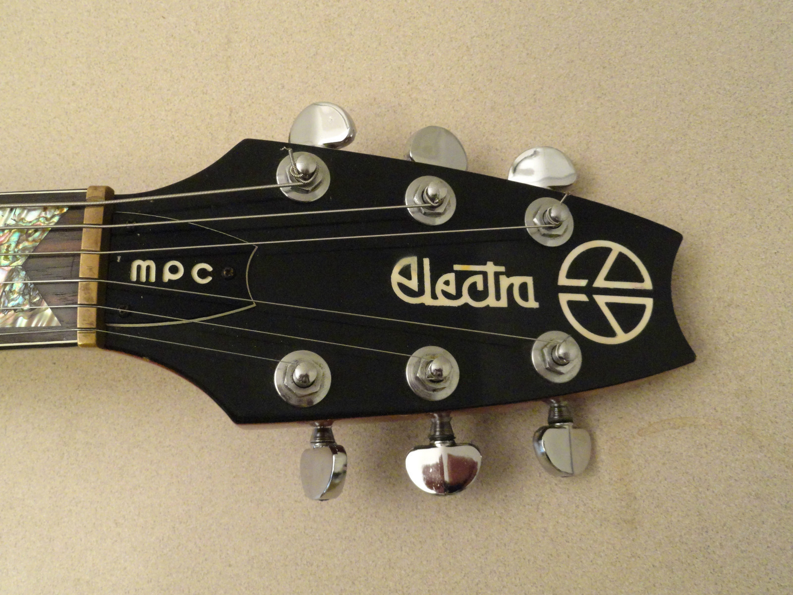 guitarnerd.com.au » Electra Outlaw X710